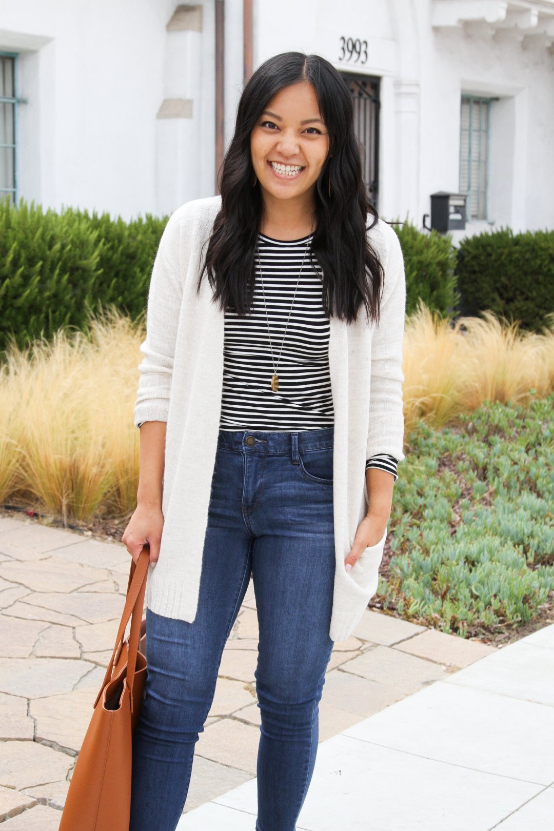 How to Style Different Cuts of Jeans This Fall: Skinny, Straight, & Bootcut