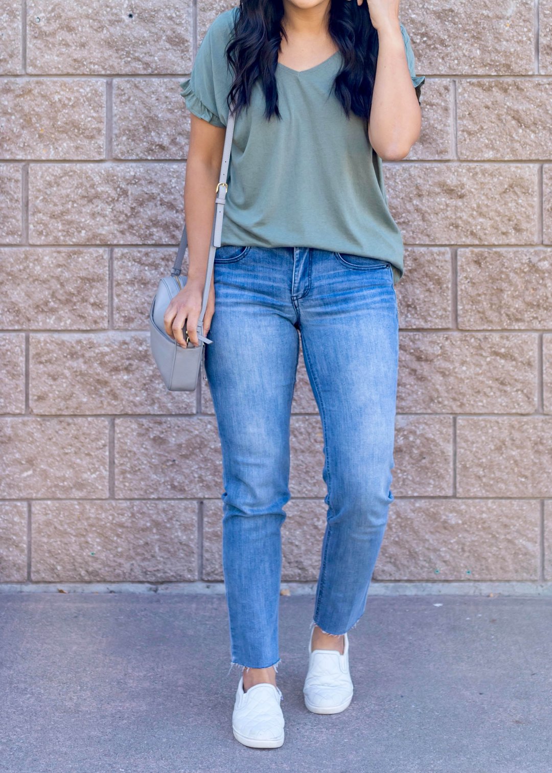 How to Style Different Cuts of Jeans This Fall: Skinny, Straight, & Bootcut